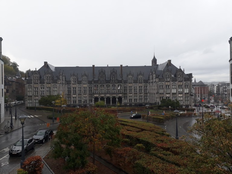 O que ver e fazer em Liège, na Bélgica – A cidade do Pèket | Mochila Raiz